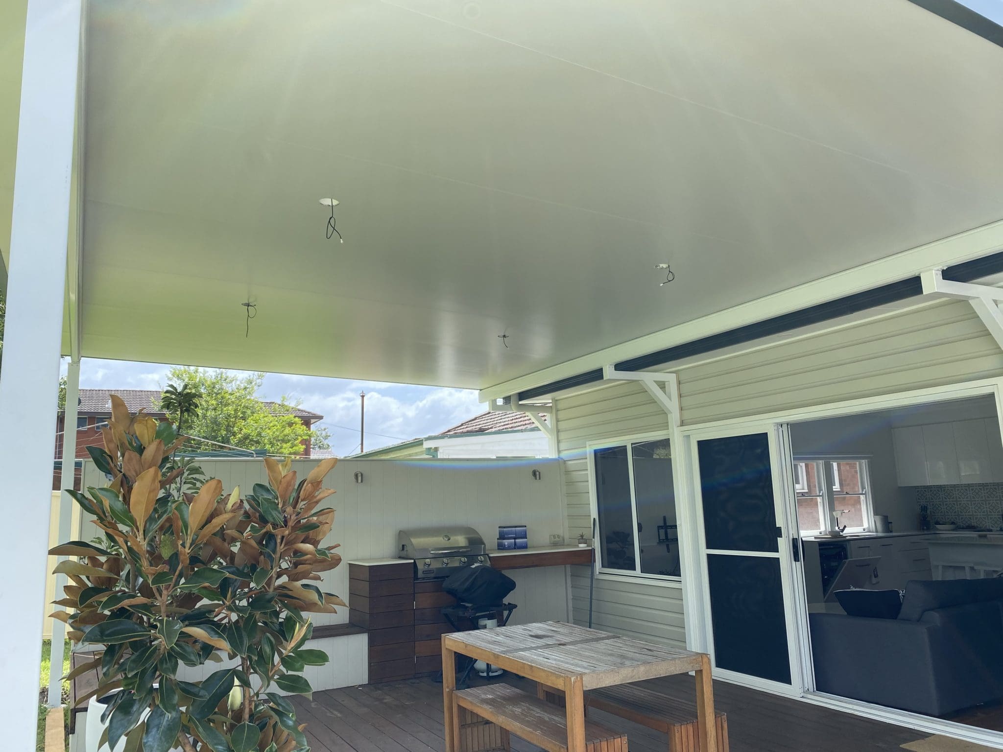 Insulated Roof Pergola - KRE8 OUTDOOR CONSTRUCTIONS